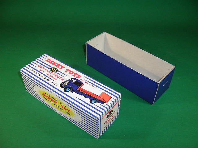 Dinky Toys #513 (#913) Guy Flat Truck with Tailboard - stripes. – DRRB ...